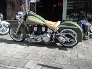 Custombikes bij Nostalgia-Cycle - Nostalgia Cycle