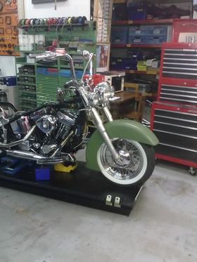 Custombikes bij Nostalgia-Cycle - Nostalgia Cycle